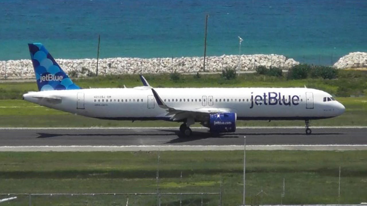 JetBlue A321 NEO & More | Plane Spotting at Montego Bay Sangster Int’l ...