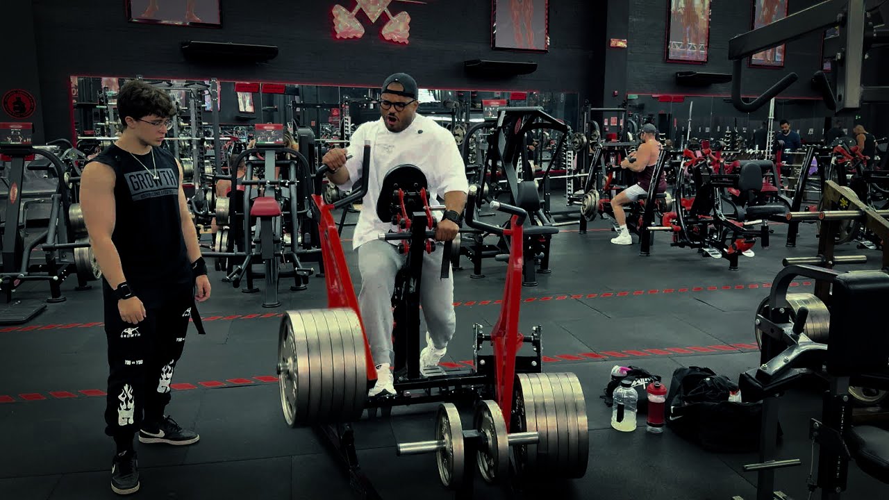 Treino de Costas (Remando com Halter de 110kg) - YouTube