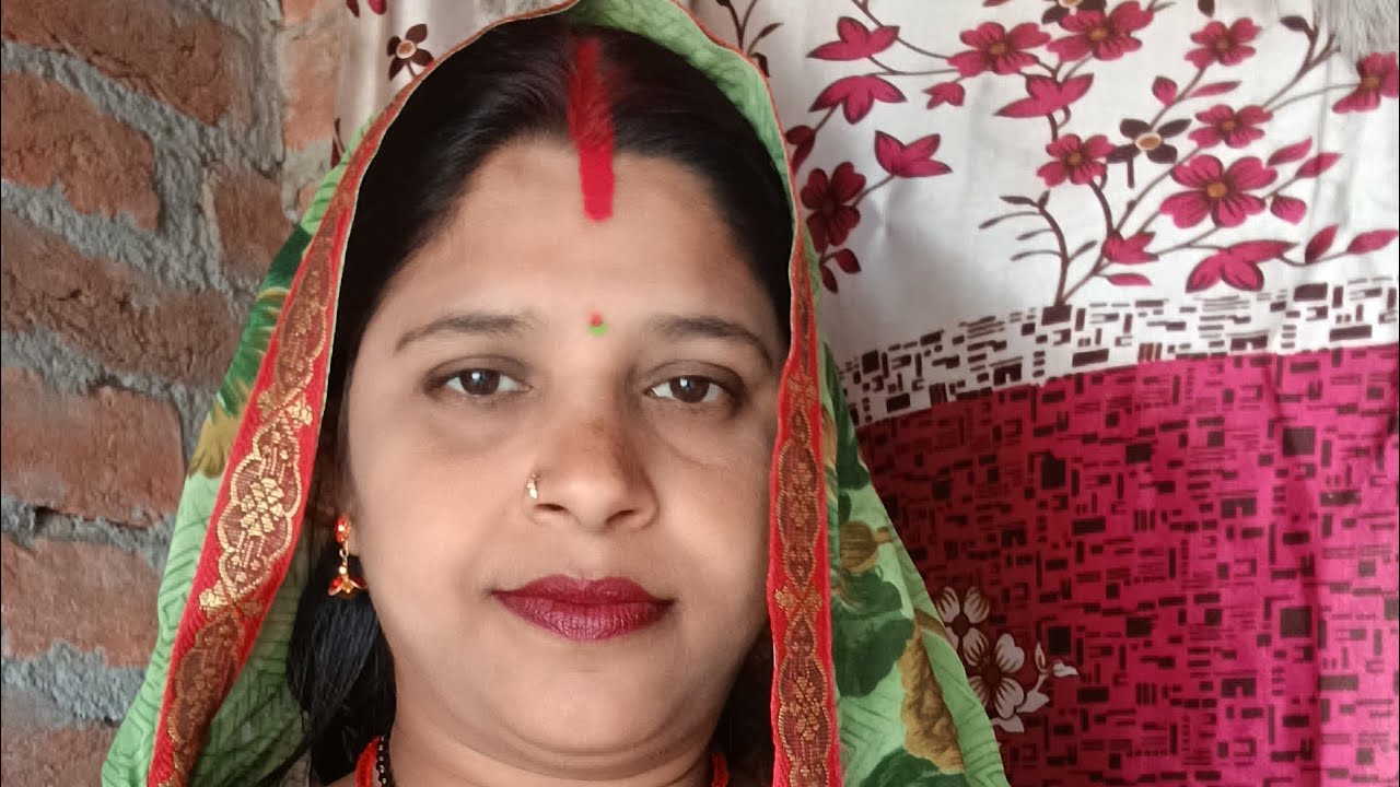 Uma Devi Official लाइव है! - YouTube