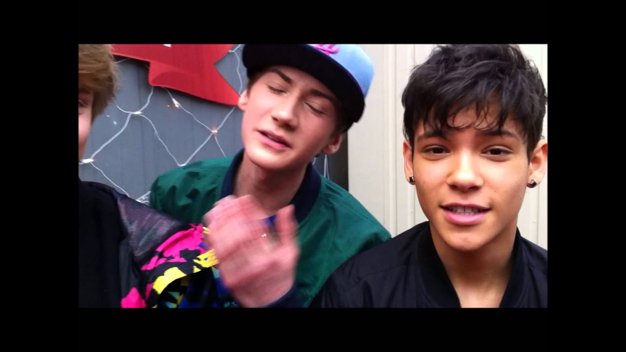 EXKLUSIVT: The Fooo backstage Musikhjälpen 2013 - YouTube