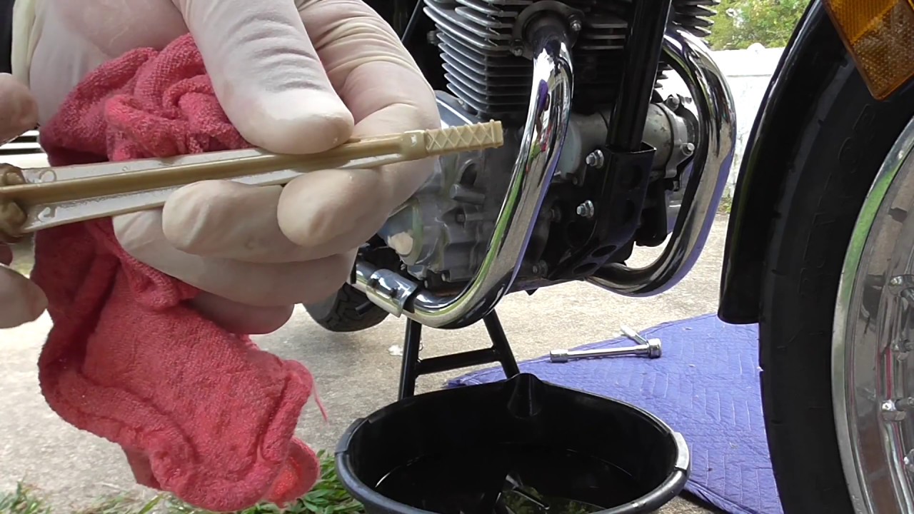 how to change oil on honda cb 250 nighthawk - YouTube