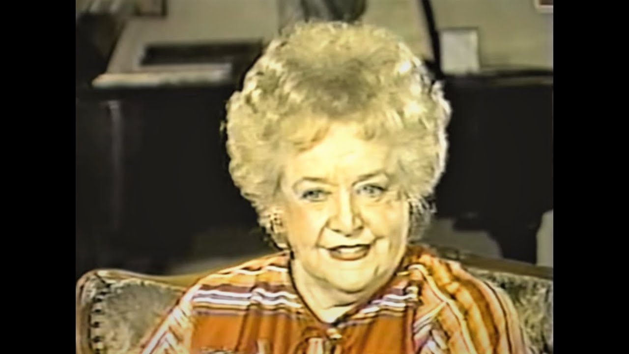 Eleanor Steber profile (1984) - YouTube