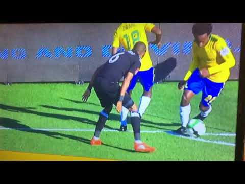 Percy Tau with a killer skill 🔥✨