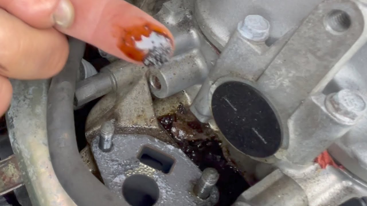 Cómo reparar fuga de aceite de motor honda cívic 205 cambiando cello ...
