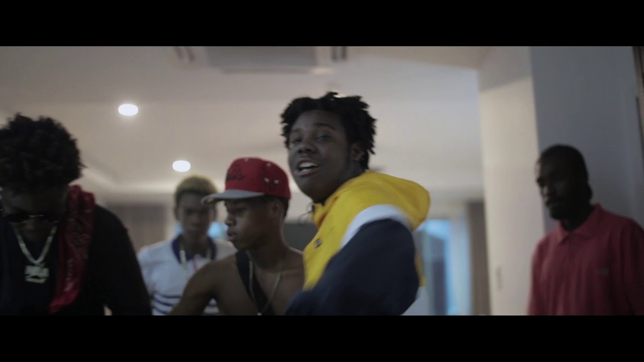 Byron Messia - Living Good (Official Video) - YouTube