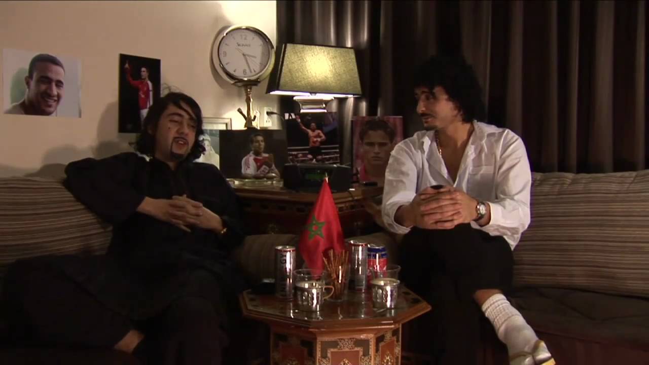 MOCRO LATE NIGHT #1 MOEILIJKE BRIEF - YouTube