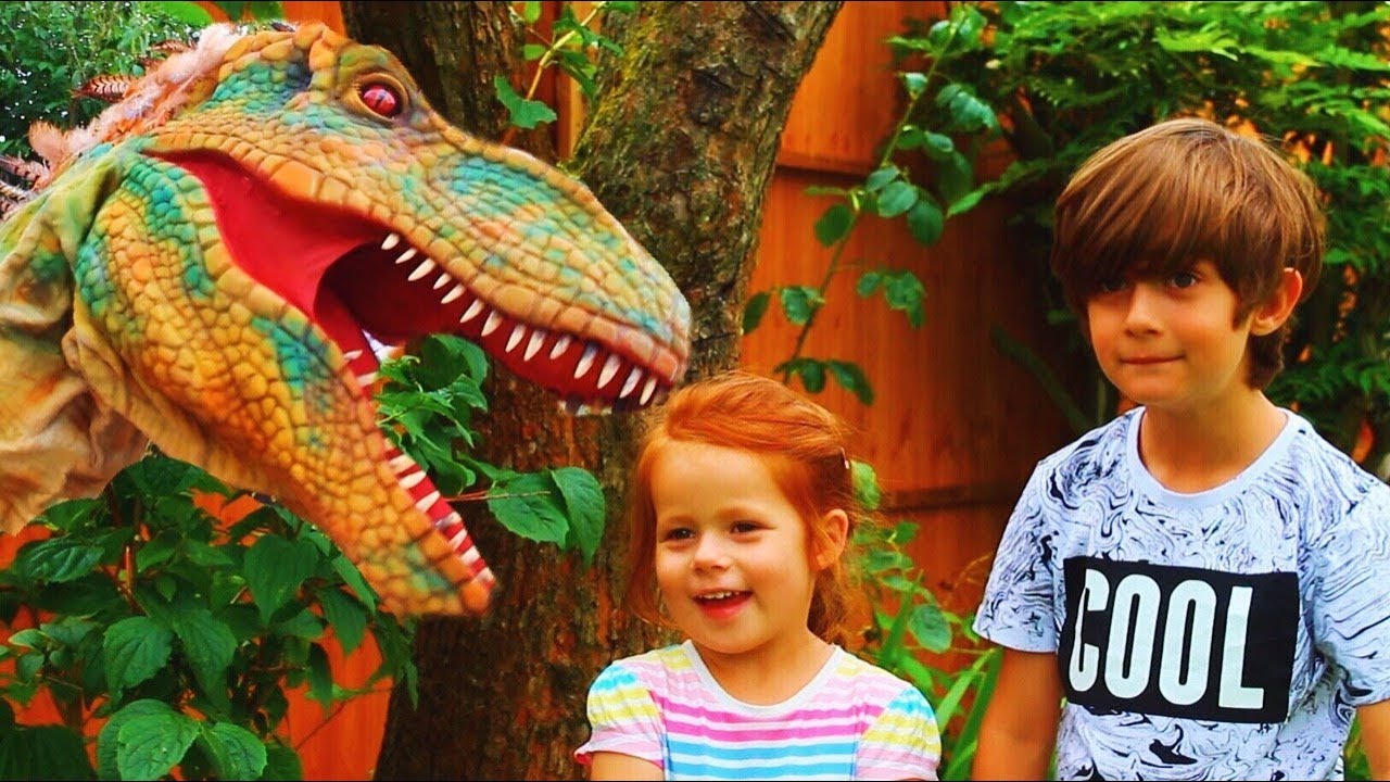 Children Find Real Dinosaur in a Shed! Singalong! - YouTube