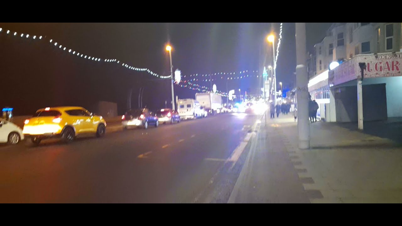 *FAST* NWAS Skoda Responding In Blackpool - YouTube