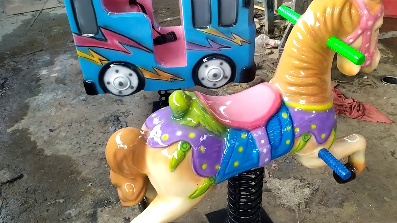 Mainan kuda pegas buat di taman - YouTube