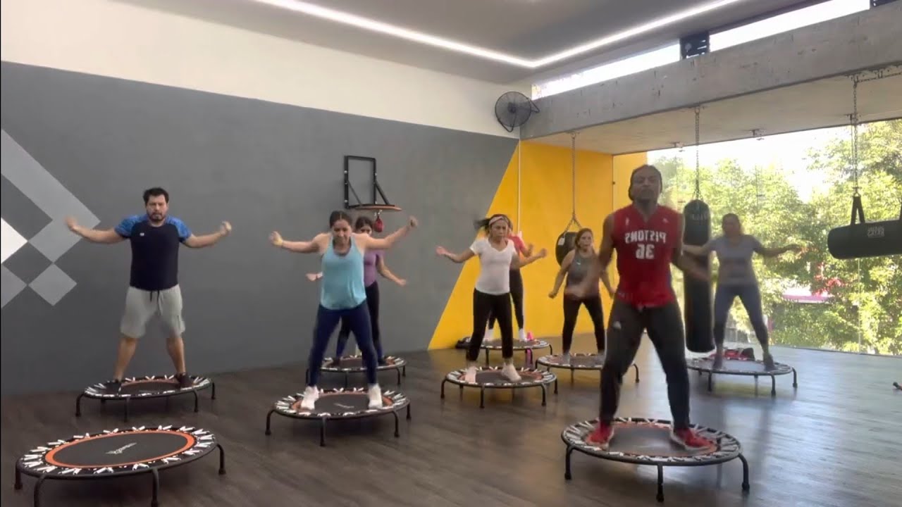 JUMP FIT LIVE CLASS | EVAN CUERVO WORKOUT - YouTube