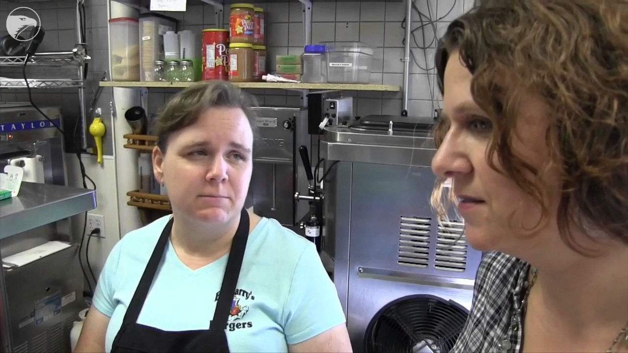 Dining with Denise: Wichita's most obscene foods - YouTube