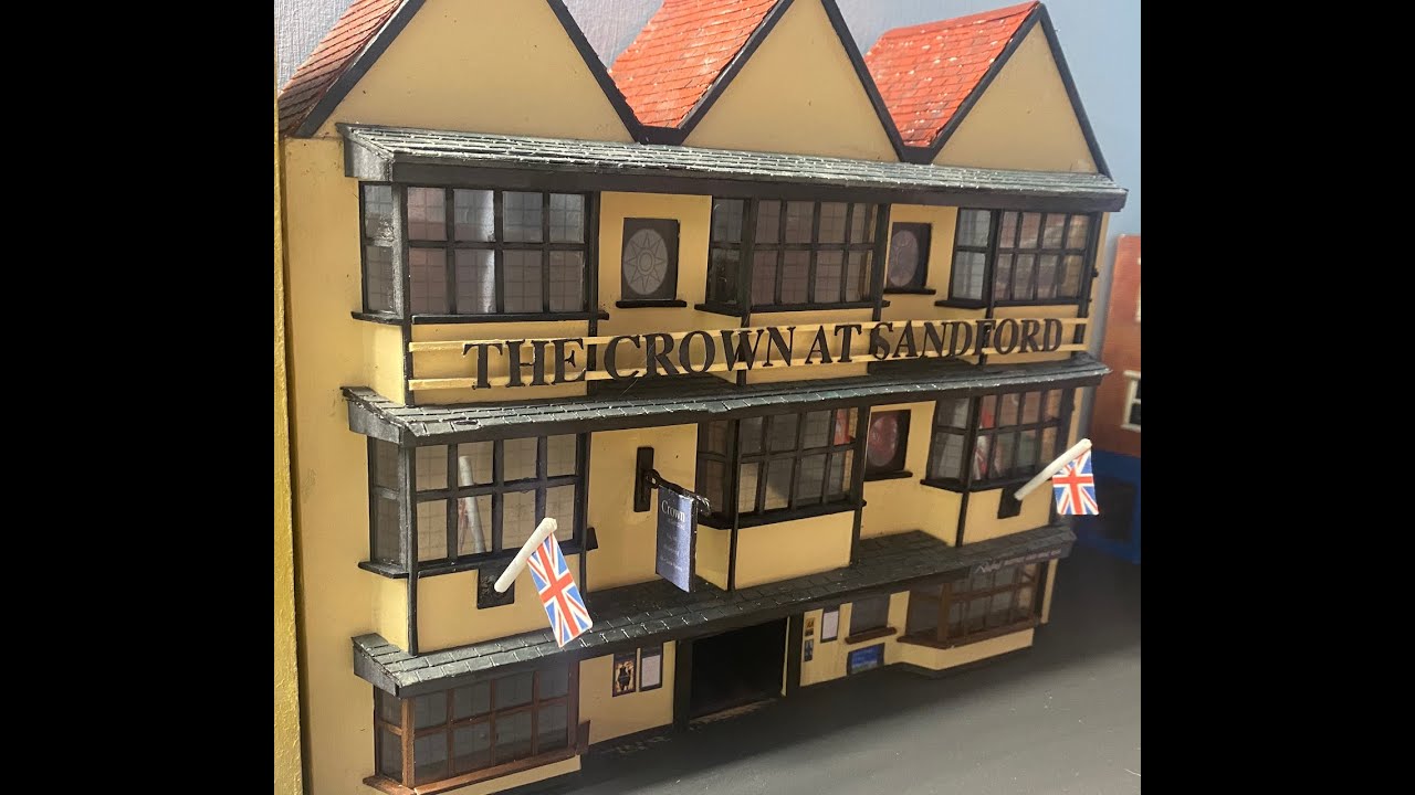 New Model Railway 19 (Special 01) - Scratch building 'The Crown Pub ...