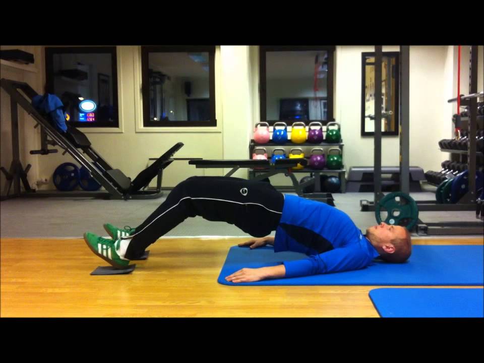 Ryggliggende hamstring slides - YouTube