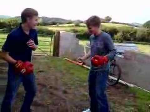 Jackass boxing - YouTube