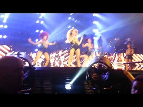 Crazy In Love / Twerk Live @ The Mrs Carter Show, 26th Lisbon (Lisboa)