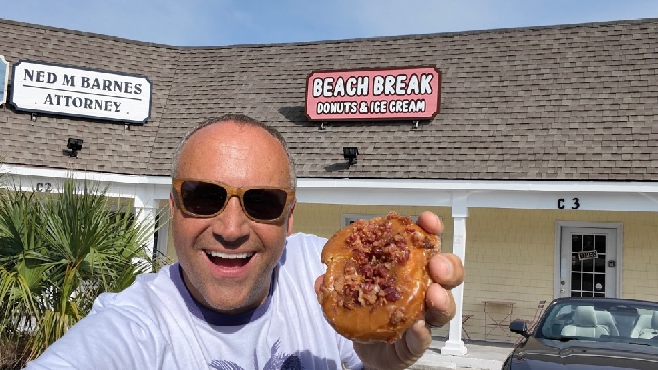 Carolina Beach's Newest Donut Shop Is Open | Beach Break Donuts & Ice ...