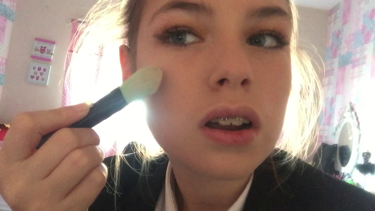 Pt 3 of doing my makeup finished look too - YouTube