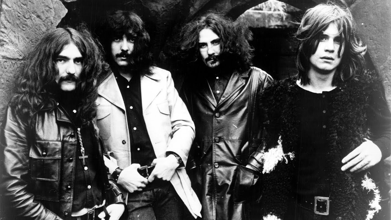 WAR PIGS - BLACK SABBATH - YouTube