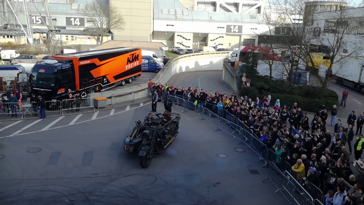 Dresden Harley Days @ BMT 2017 - Panzerbike - YouTube