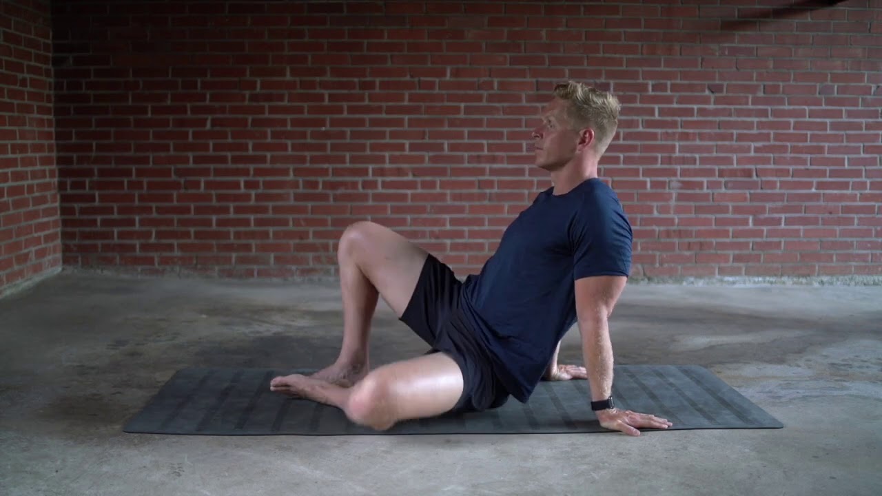 Pin and Stretch Glutes - YouTube