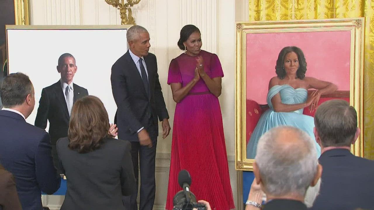Obamas unveil their White House portraits - YouTube