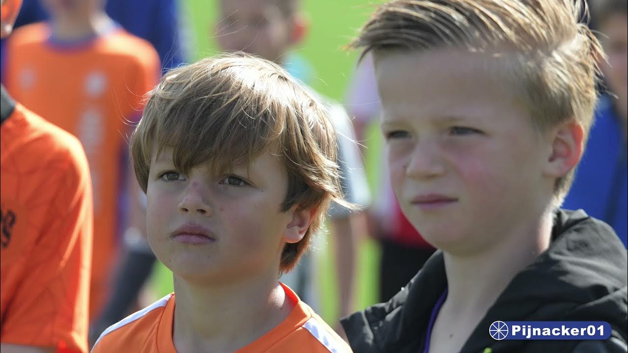NK ShootOut bij OLIVEO voetbal JO8 JO9 - YouTube