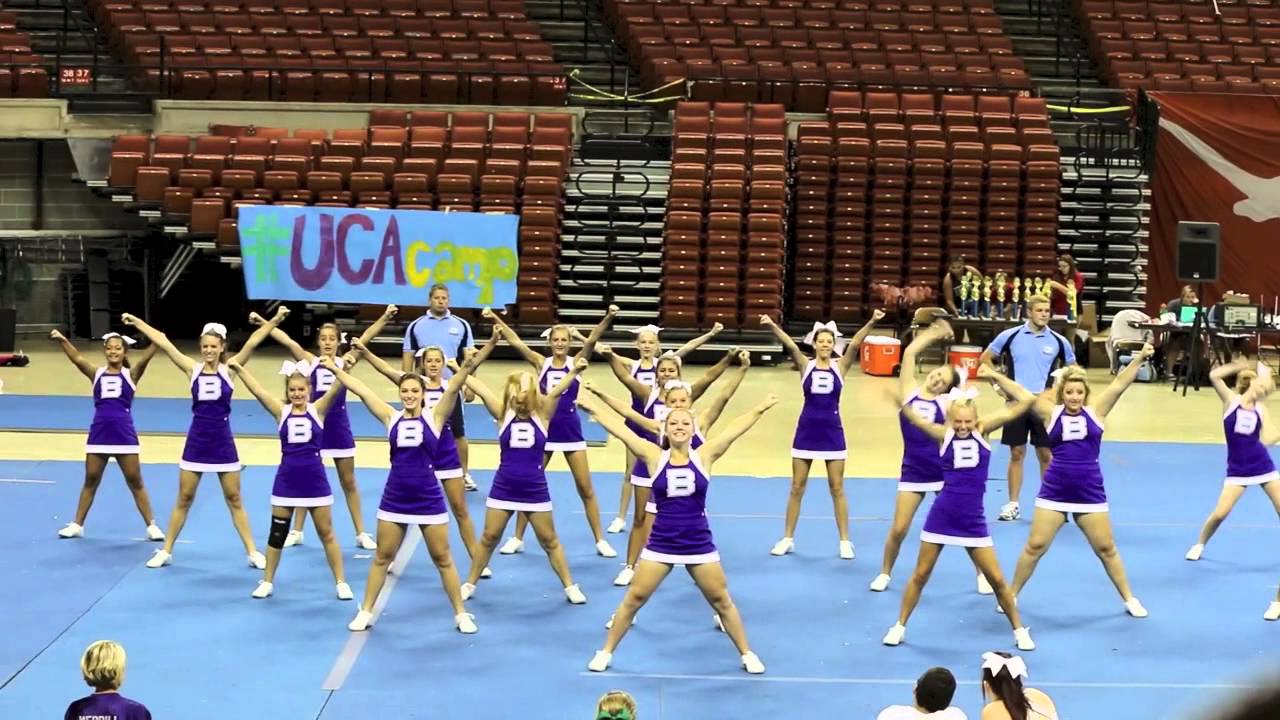 Boerne UCA Cheer Camp 2014 Extreme Dance - YouTube