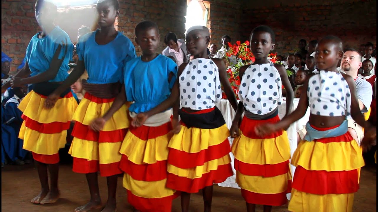 Native African dance from the kids at Vision Nursery & Primary School ...