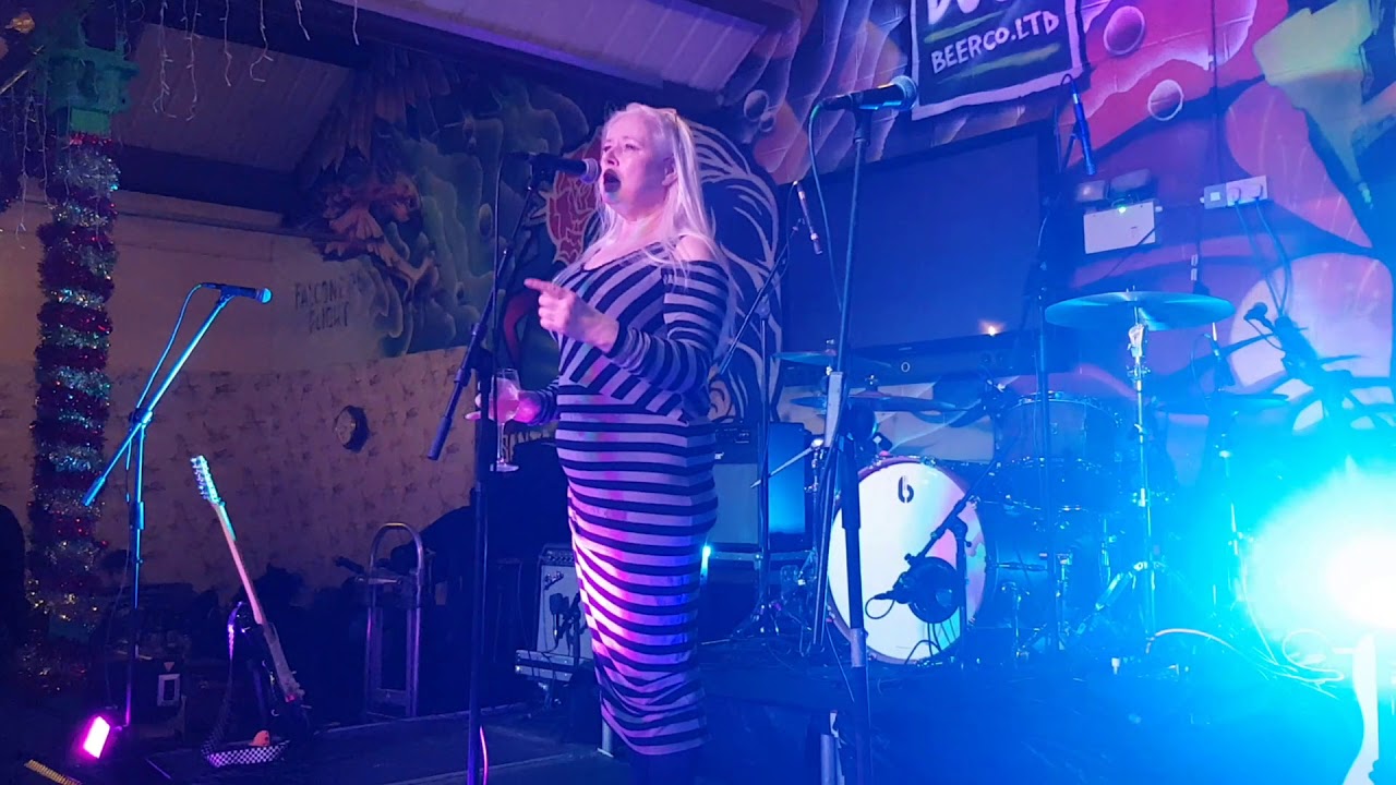 Maggie Dunne/Peter Lowe - For The Many tour speeches (live at Green ...