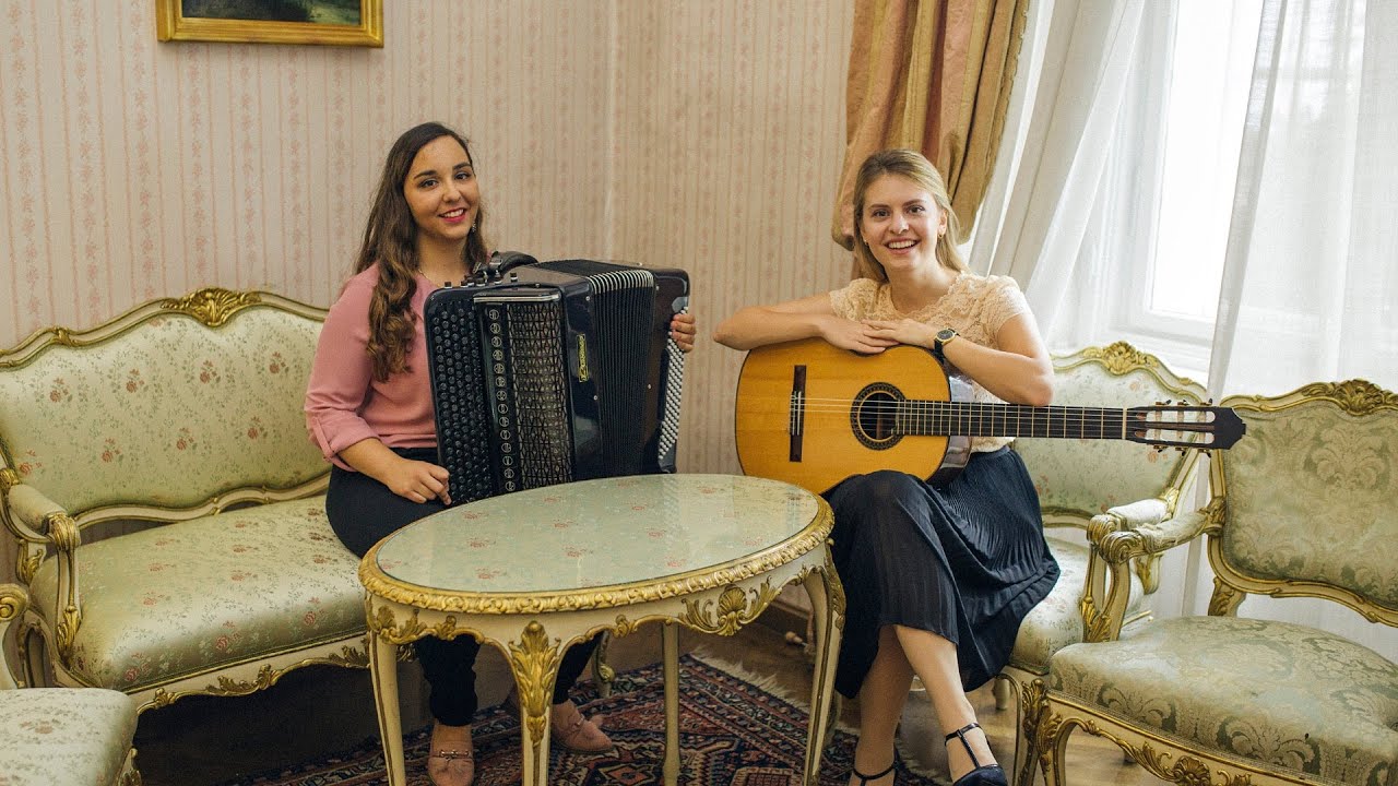 Franz Schubert: Ave Maria (guitar & accordion) - YouTube