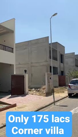 Bahria Town Karachi VIP location corner villa 192 ghaz more details ...