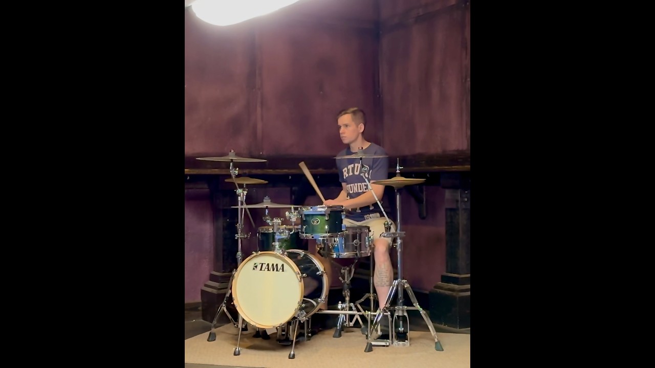 Back Beat Roll - Double Bass Breakdown - YouTube