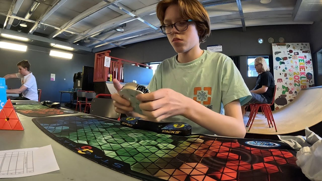 3.68 Official PR Clock Single! - YouTube