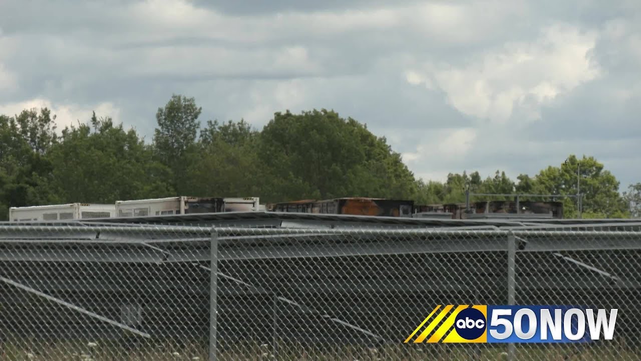 Senate Majority Leader Schumer addresses Lyme solar farm fire - YouTube