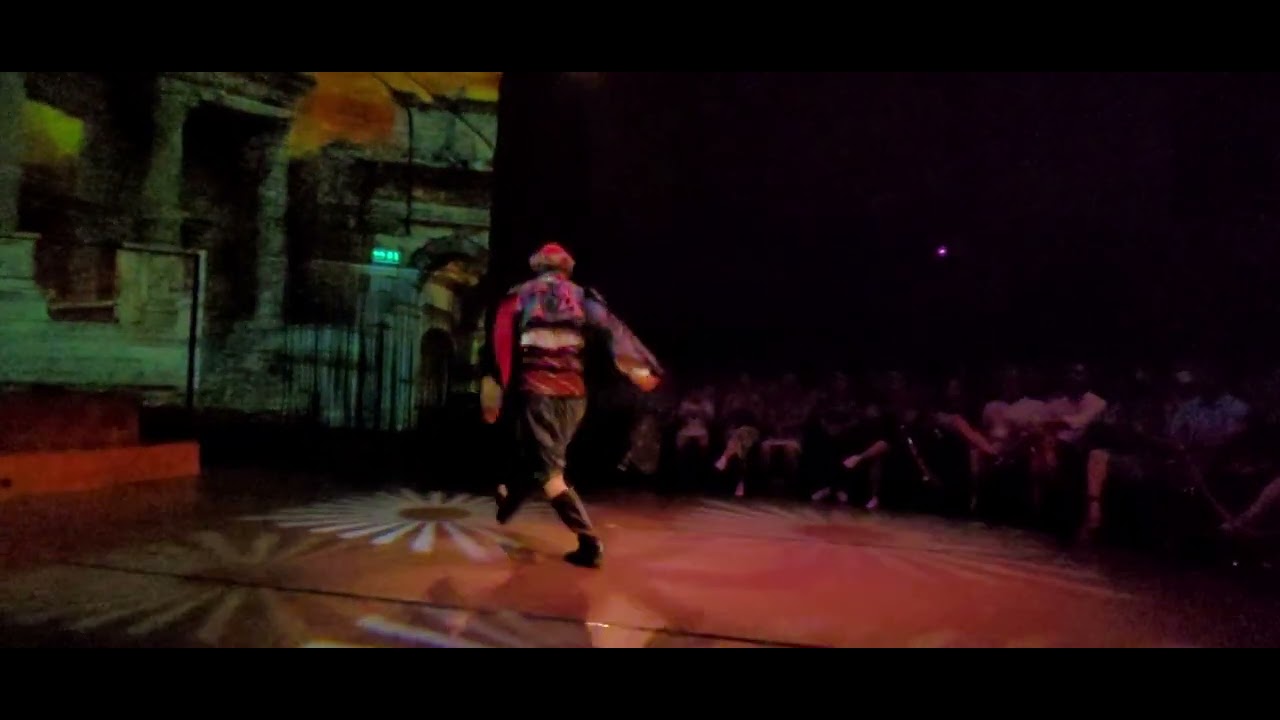 Aegean Turkish Dance (Rhythm of the dance Show, Istanbul - YouTube