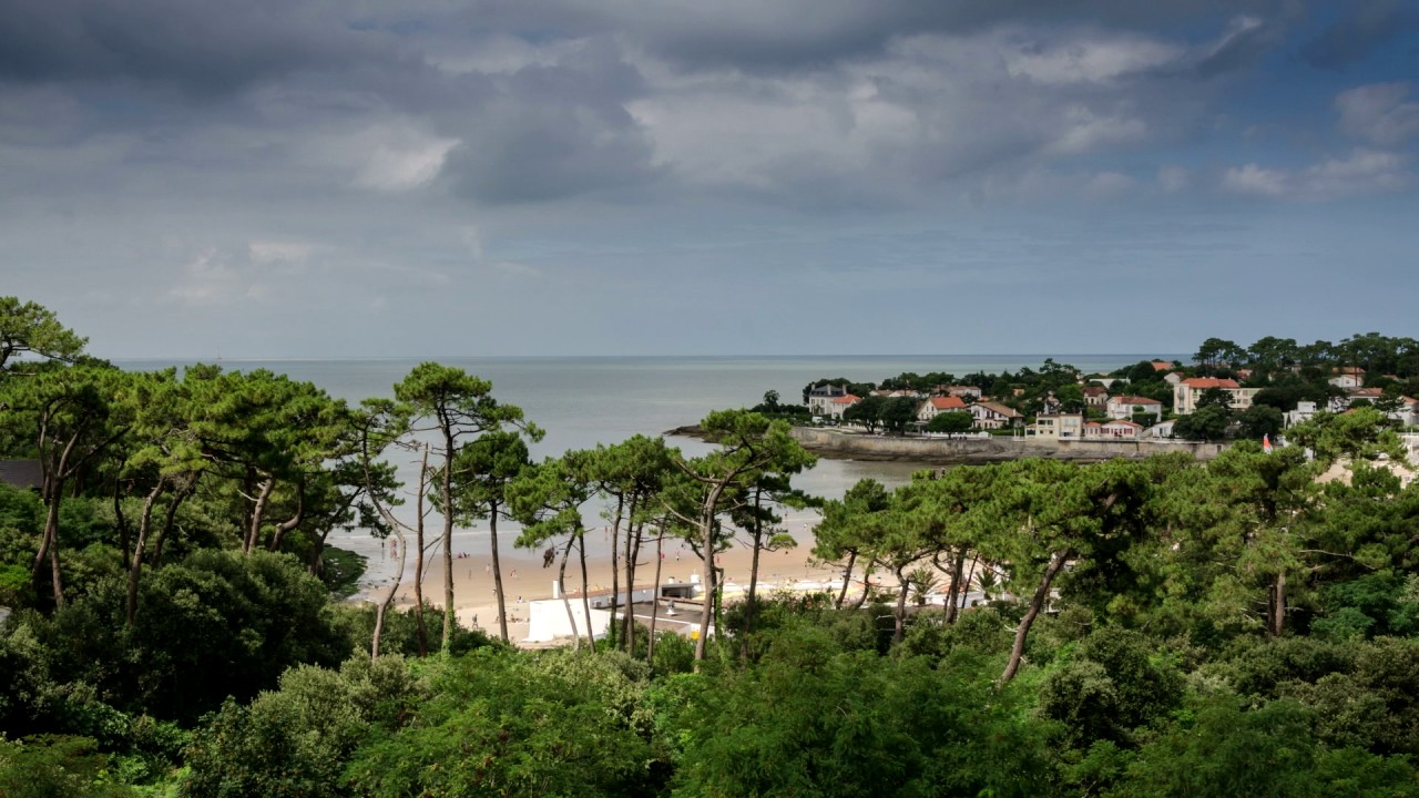 TimeLapse - Vaux sur mer - YouTube