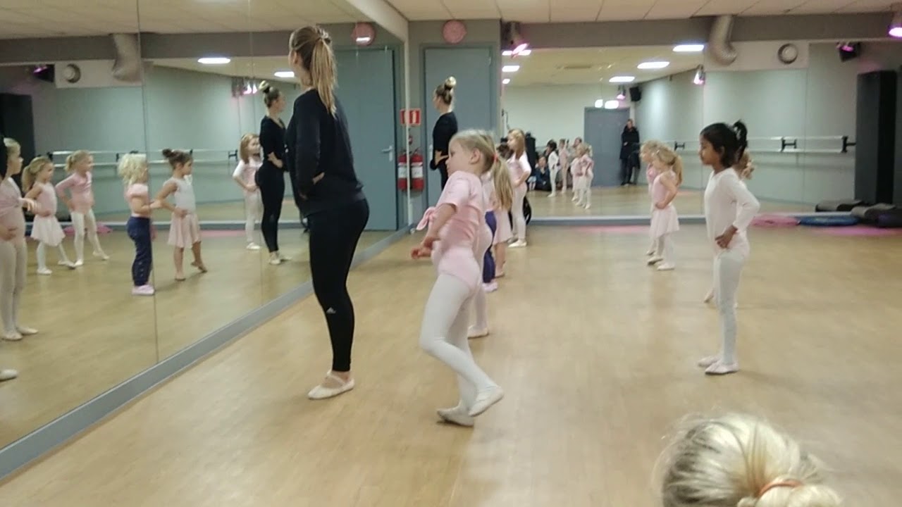 bailey dance Netherlands - YouTube