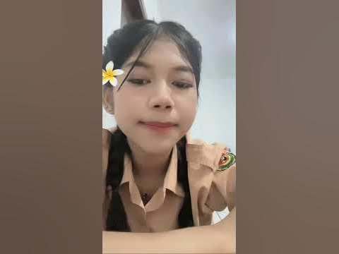 cewek sma live pramuka - YouTube