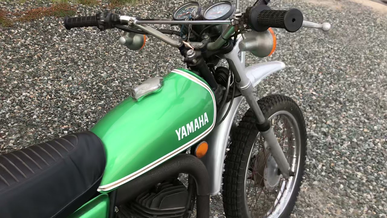 YAMAHA DT125 - YouTube