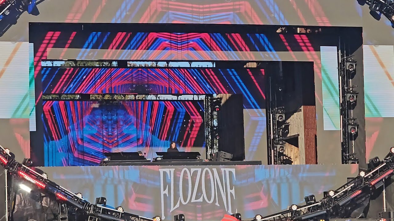 Flozone live at Wakaan 2025 full set 4k Aura Stage - YouTube