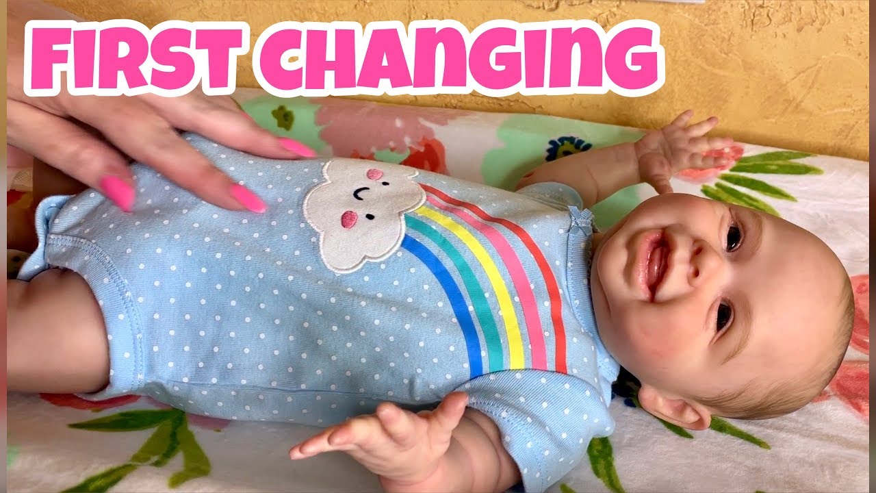 Smiley Reborn Monday changing Gabby first changing video - YouTube