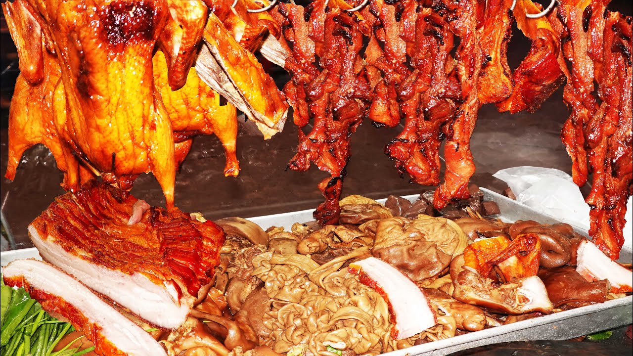 Street Food Tour, Street Chopped Meat, Buy, Take Away, And Eat At Home ...