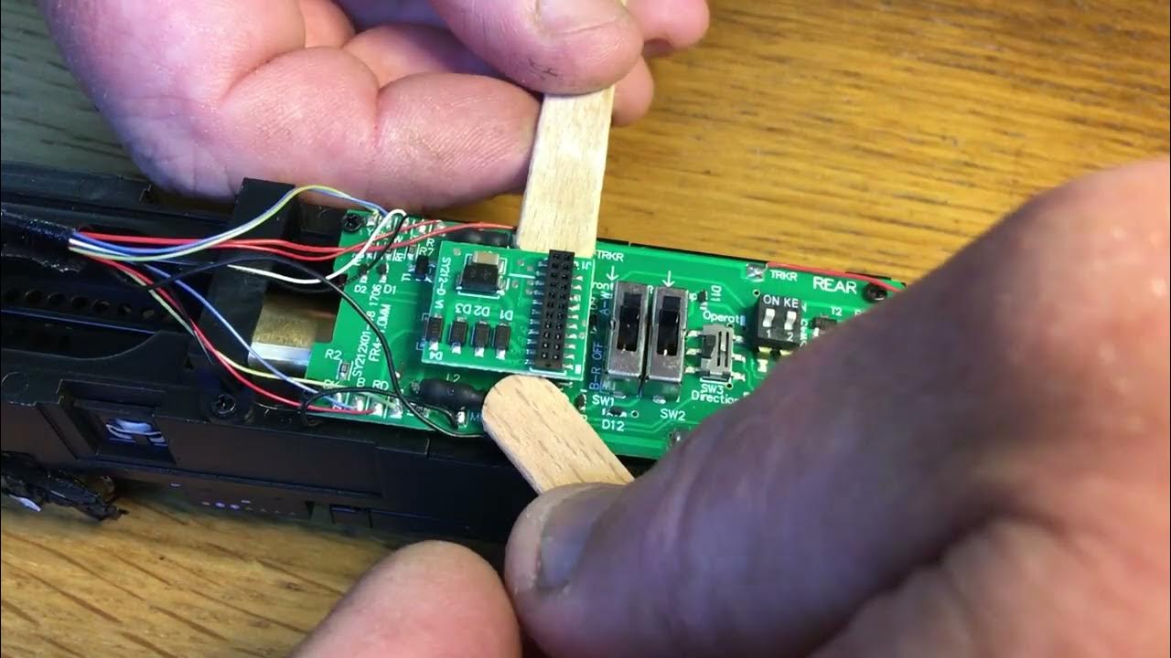 21 Pin Dcc Decoder Fitting - YouTube