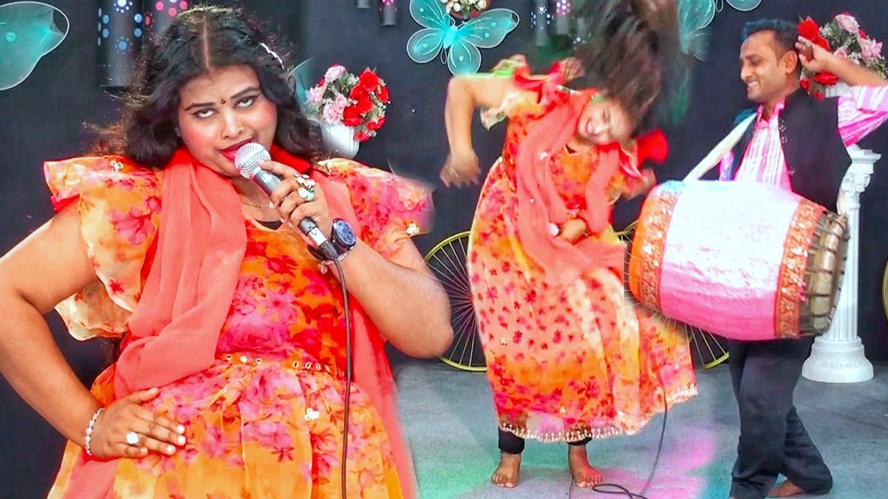নতুন গানে মাথাই নষ্ট দর্শক ডিজে মেঘলা। dj baul song - YouTube