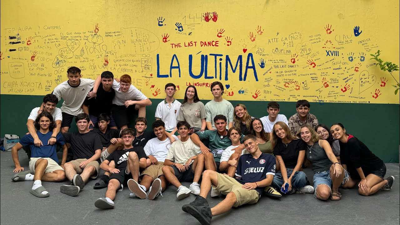 LA INSUFRIBLE💕 - YouTube