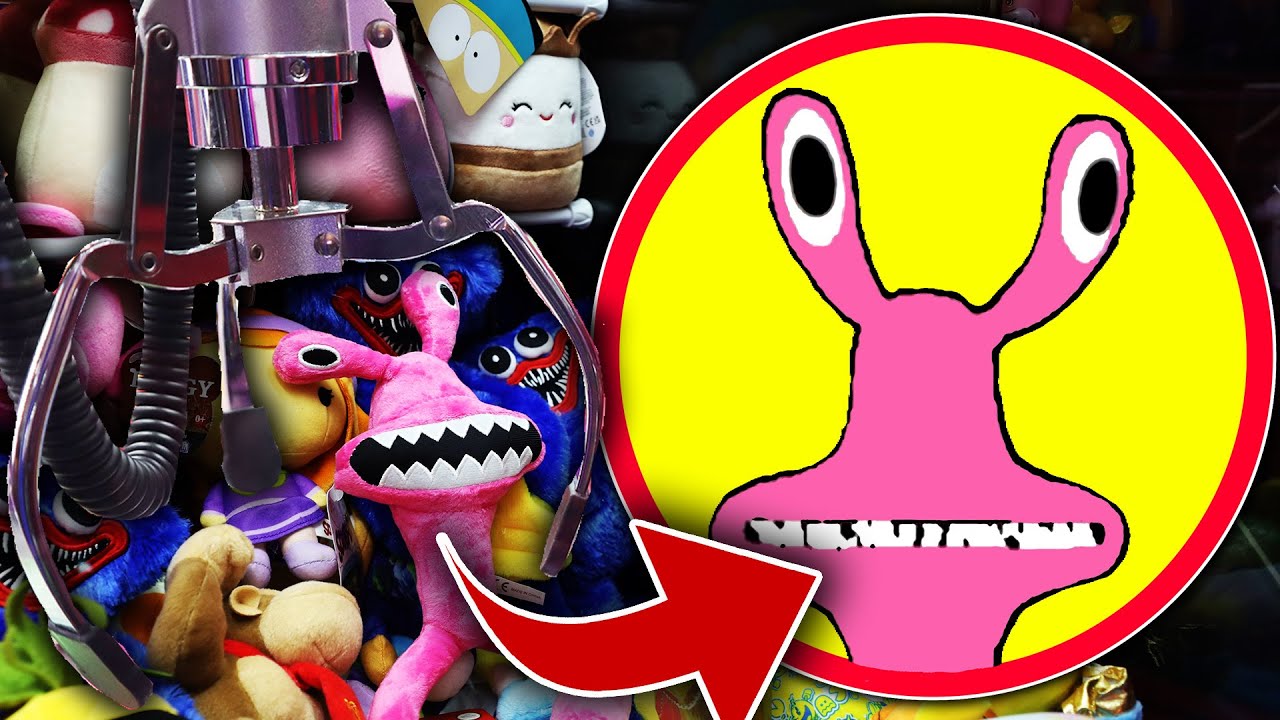 Pink Rainbow Friends TRAPPED Inside Claw Machine - YouTube