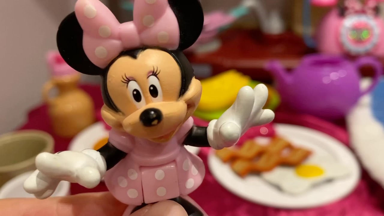 Breakfast With Minnie Mouse kids learning colors, cooking with Minnie ...
