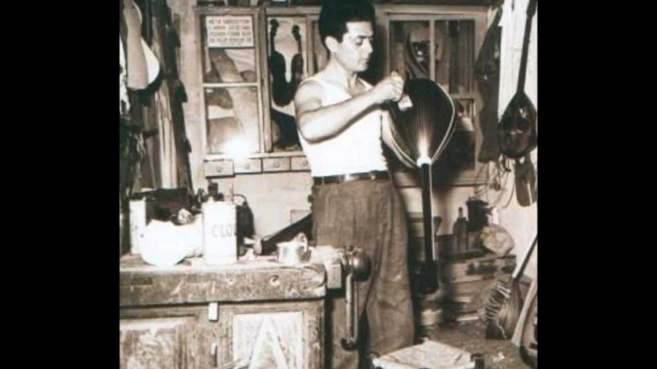 Το μπουζούκι της καρδιάς - Ζαγοραίος 1966 (Μητσάκης) - YouTube