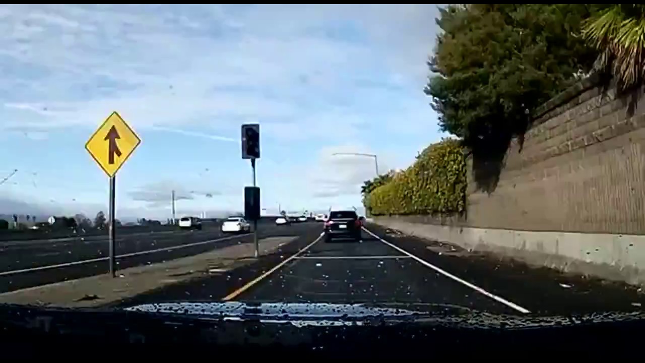 1-hour commute in 13 seconds - YouTube