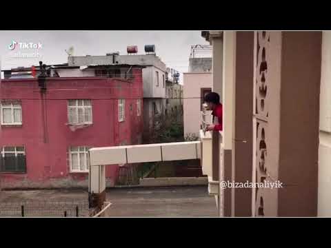 Amatör ses (sevme) cocuk icten söylemis